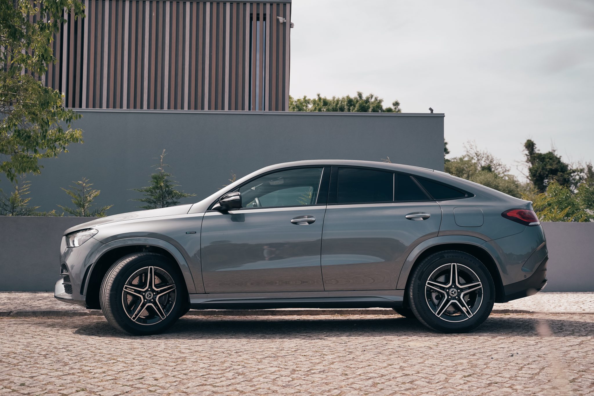 Minuto AutoMagazine: Mercedes GLE 350 de 4Matic | Green Future-AutoMagazine